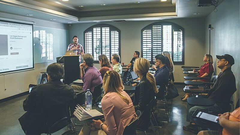 Financial Wellness Programs In The Workplace: Full Guide